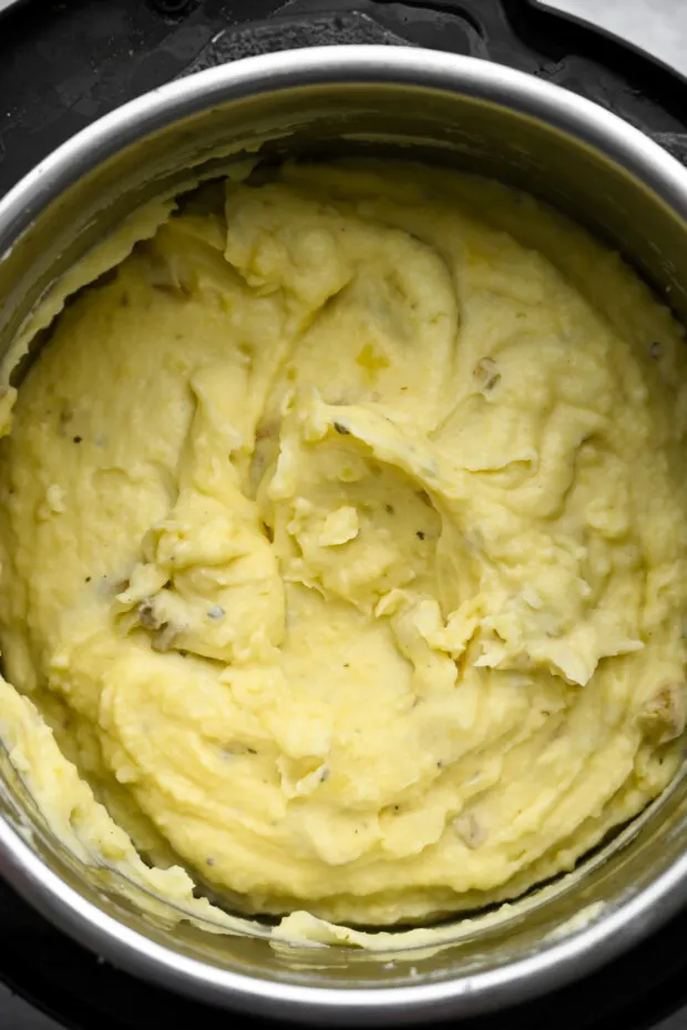 Instant Pot Mashed Potatoes - Nutmeg Nanny
