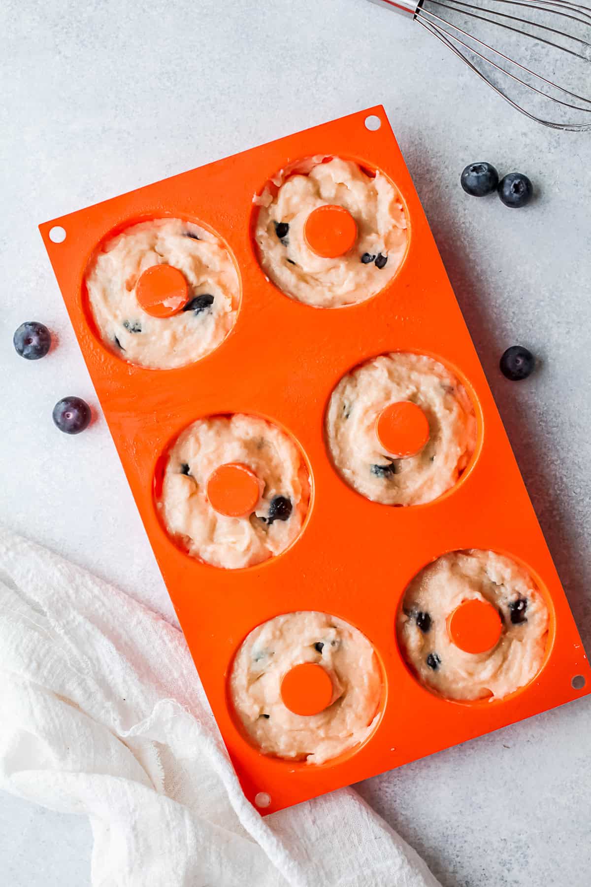 Baked Blueberry Streusel Donuts - Nutmeg Nanny