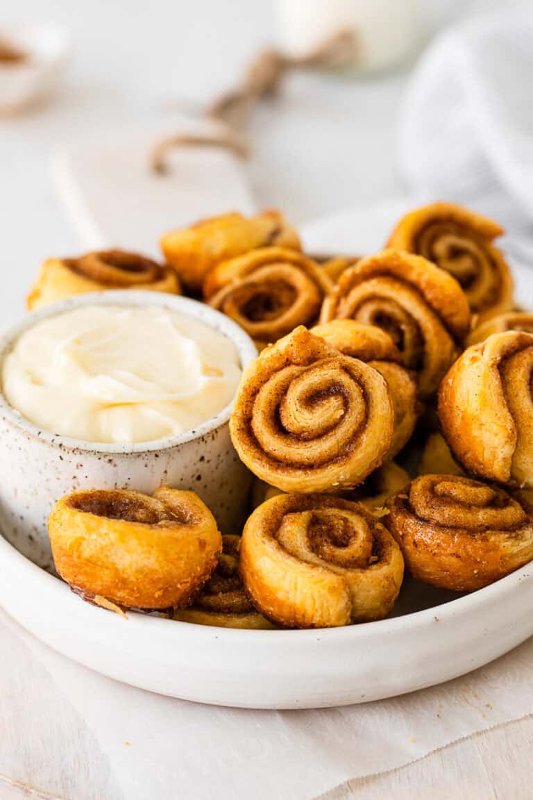 Easy Mini Cinnamon Rolls - Nutmeg Nanny