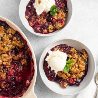 Triple Berry Crisp - Nutmeg Nanny