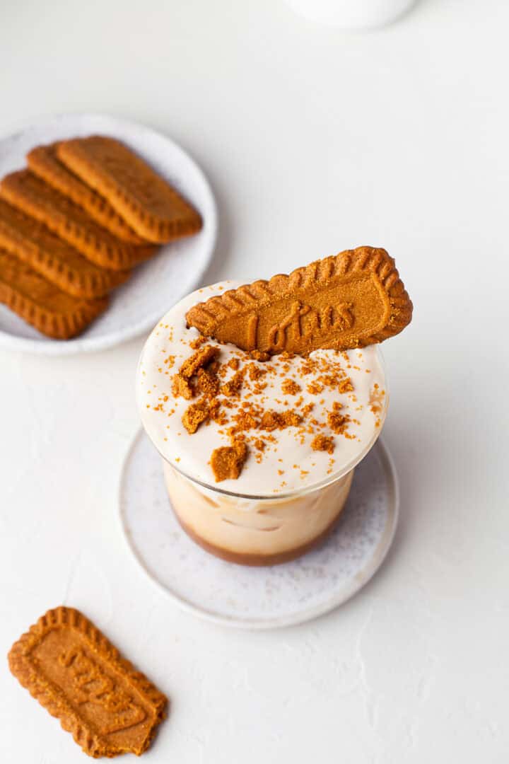 Cookie Butter Latte (Biscoff Latte) - Nutmeg Nanny