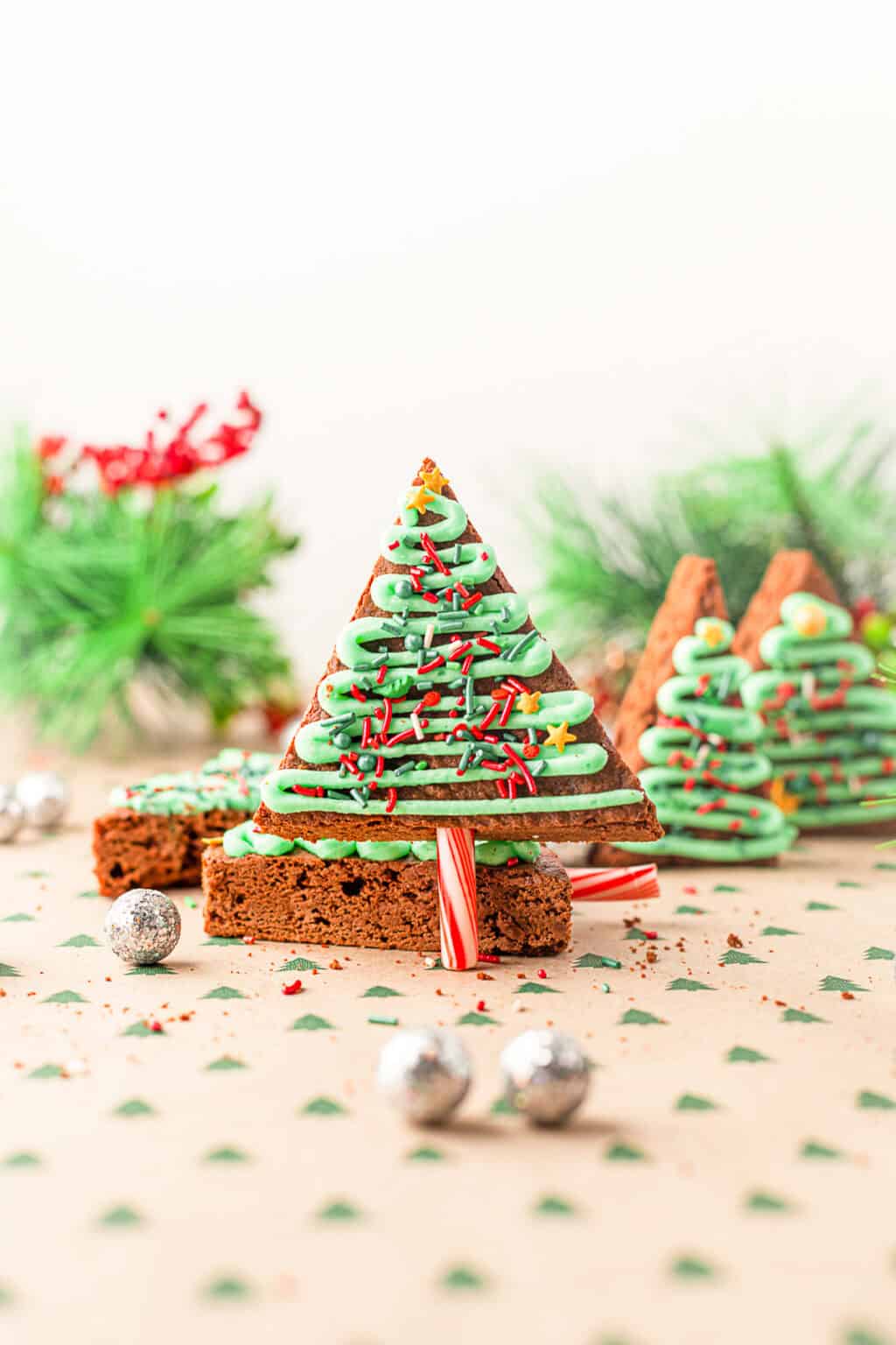 Christmas Tree Brownies - Nutmeg Nanny
